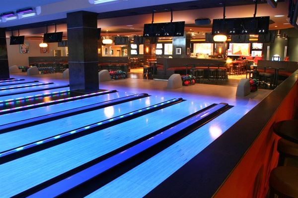 Bowlero Charlotte - Charlotte, NC - Party Venue