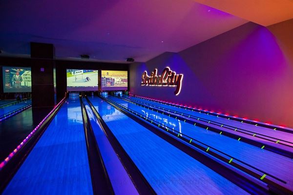Bowlero Charlotte - Charlotte, NC - Party Venue
