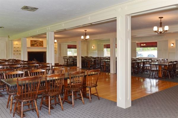 Berlin Country Club - Berlin, MA - Wedding Venue