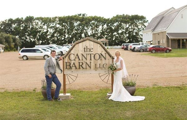 The Canton Barn - Canton, SD - Wedding Venue