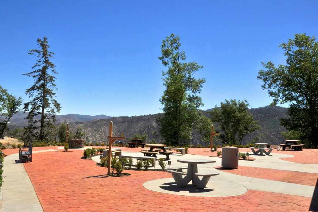 Pali Retreat - Running Springs, CA - Meeting Venue