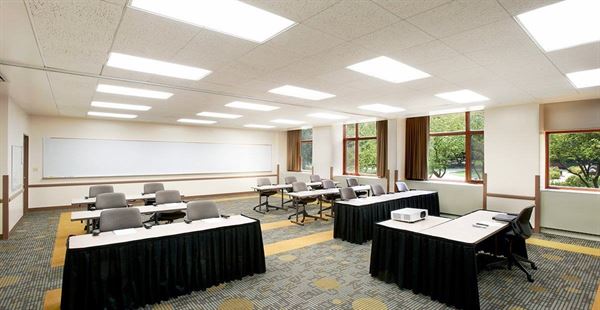 Q Center | Conference & Meeting Center - Saint Charles, IL - Meeting Venue