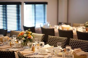The University Club at Queen's - Kingston, ON - Wedding Venue