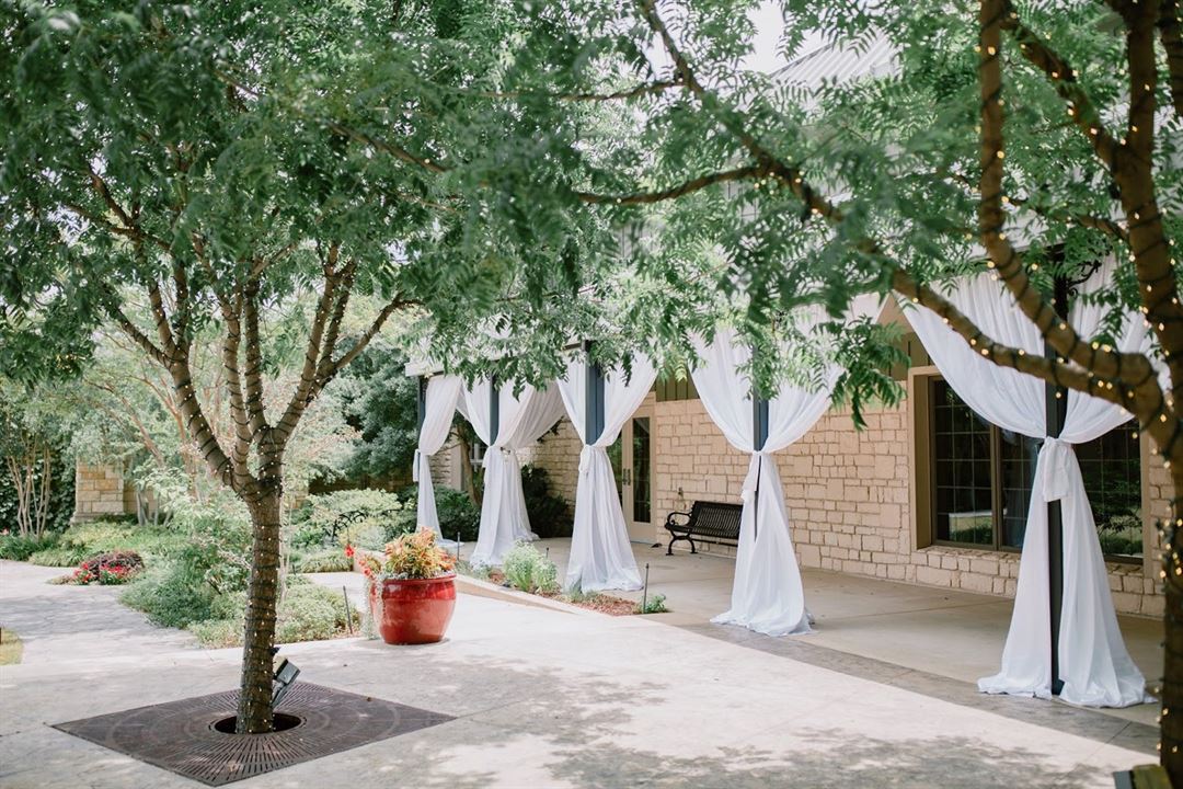 Ruthe Jackson Center - Grand Prairie, TX - Wedding Venue