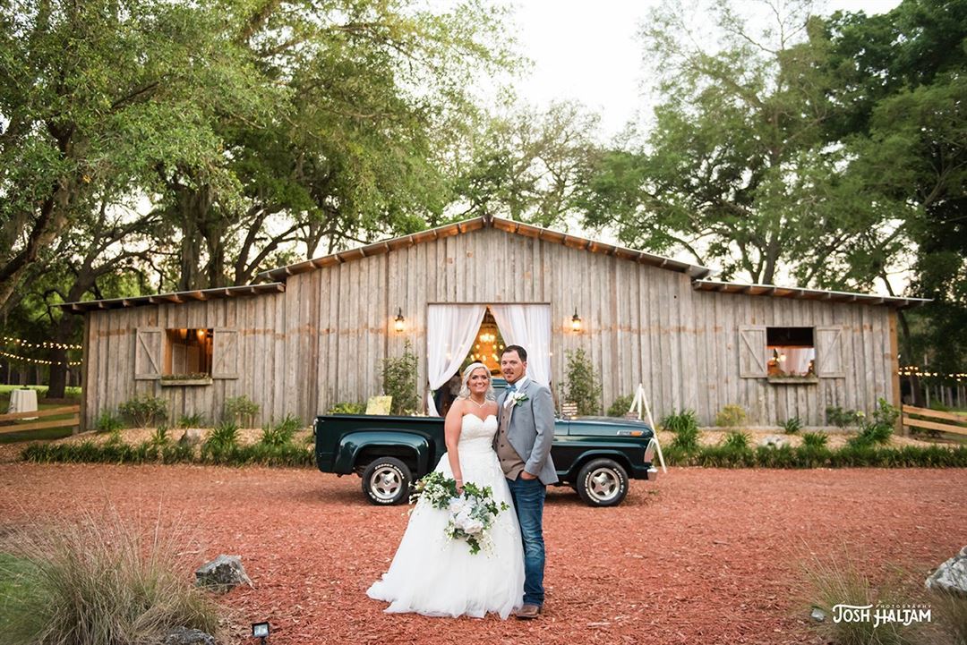 Rustic Oaks Ranch - High Springs, FL - Wedding Venue