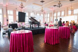The Room on Main - Dallas, TX - Wedding Venue