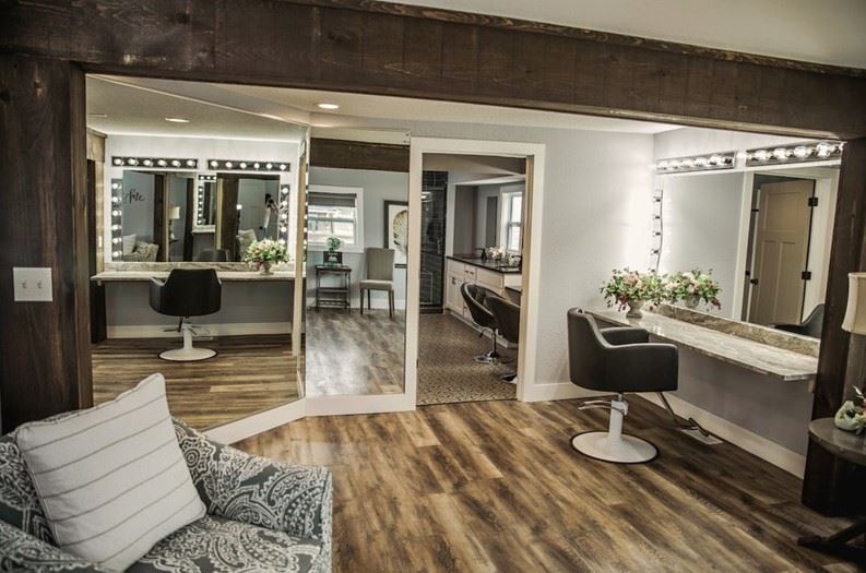 Union 12 - Columbia City, IN - Wedding Venue