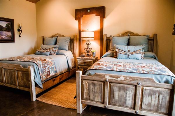 Hidden River Ranch Weddings & Events - Lampasas, TX - Wedding Venue