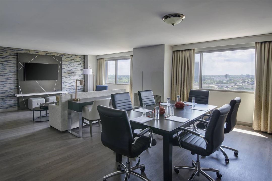 Detroit Marriott Troy - Troy, MI - Wedding Venue