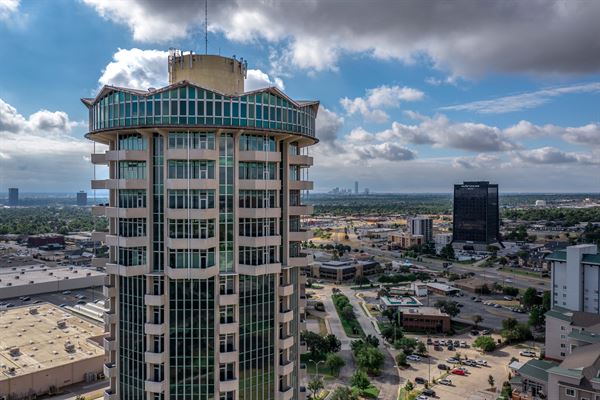 Slate at Founders Tower - Oklahoma City, OK - Wedding Venue