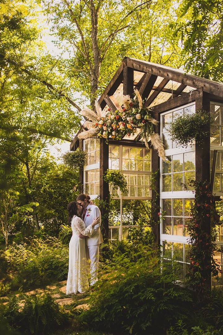 Vaughan House - Forest, VA - Wedding Venue
