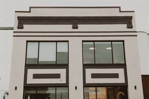 The Collins Off Main - Chelsea, MI - Party Venue