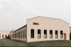 The BRIX on Fox - Carpentersville, IL - Wedding Venue