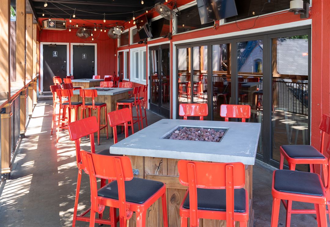 The Levee Bar & Grill - Kansas City, MO - Party Venue
