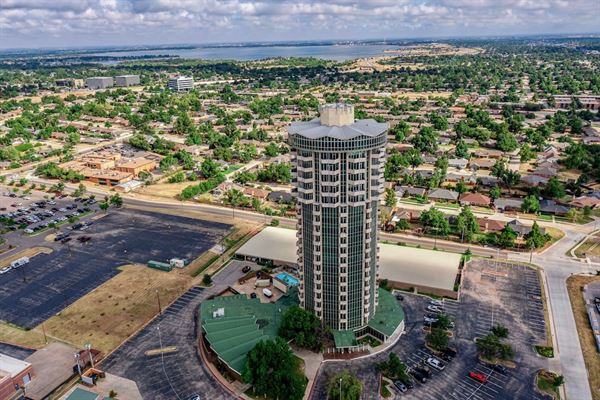 Slate at Founders Tower - Oklahoma City, OK - Wedding Venue