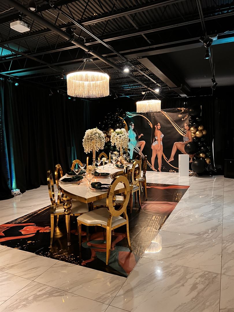 DLR Luxury Suite - Philadelphia, PA - Party Venue