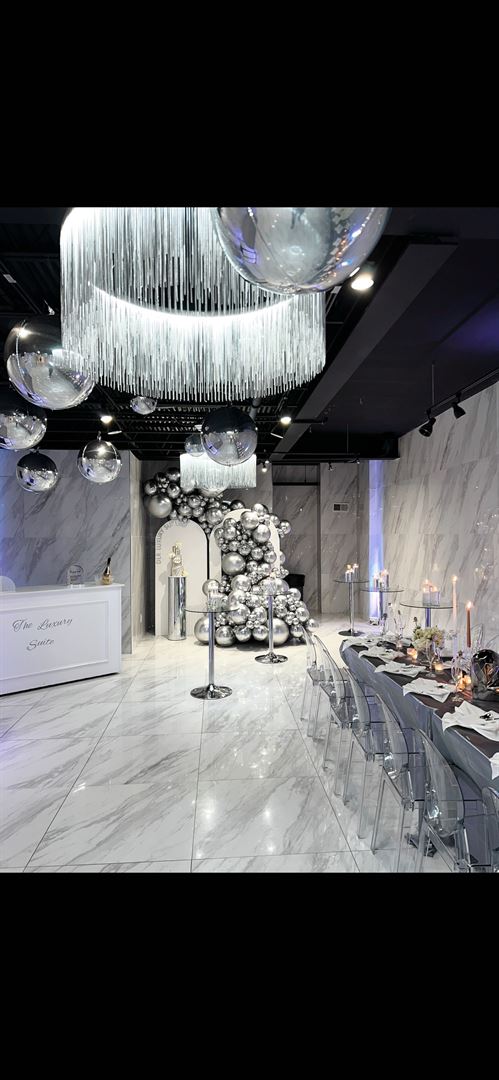 DLR Luxury Suite - Philadelphia, PA - Party Venue