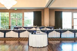 Avalon Manor Banquet Center - Merrillville, IN - Wedding Venue