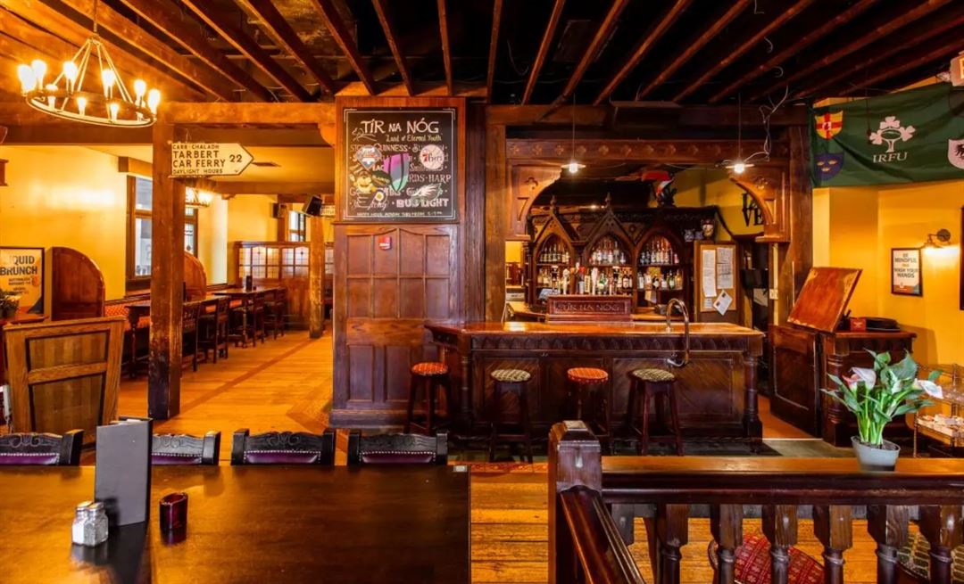 Tír na nÓg Irish Bar & Grill - Philadelphia, PA - Wedding Venue