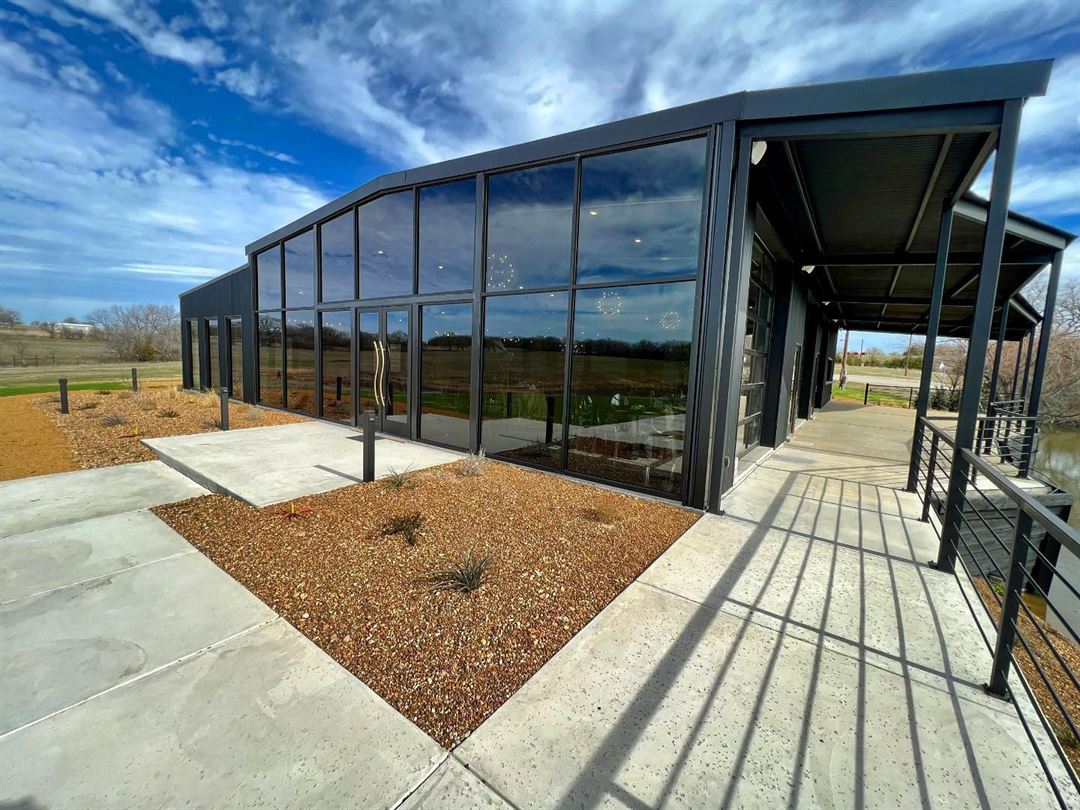Loco Lake Venue - Sunset, TX - Wedding Venue