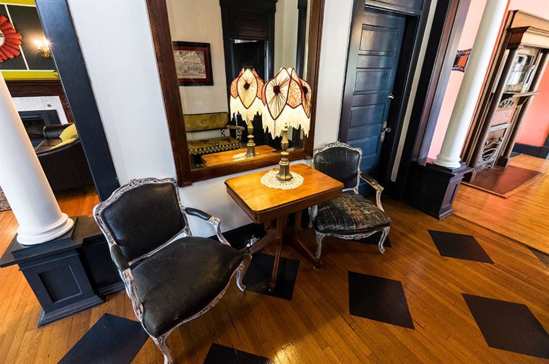 Governor's Row House - Topeka, KS - Wedding Venue