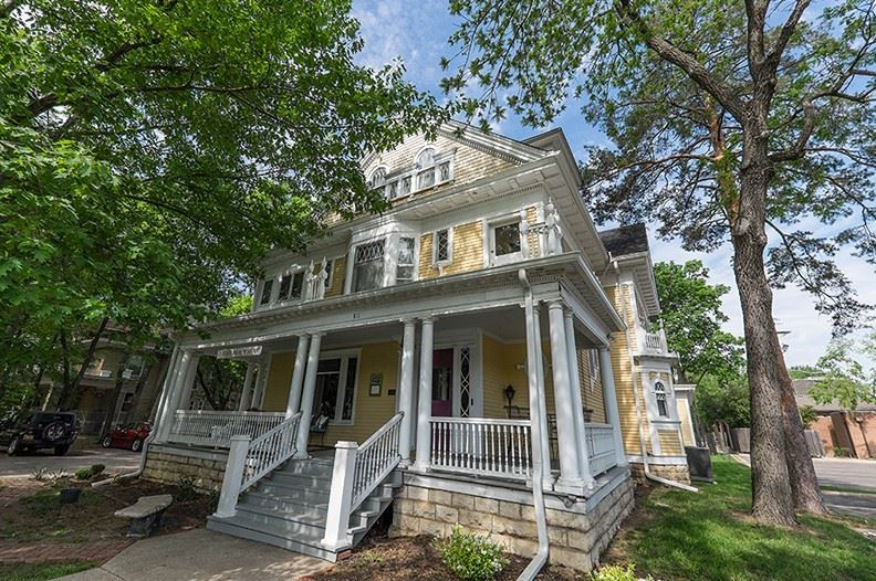 Governor's Row House - Topeka, KS - Wedding Venue