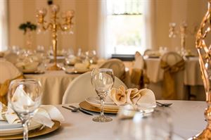 Governor's Row House - Topeka, KS - Wedding Venue