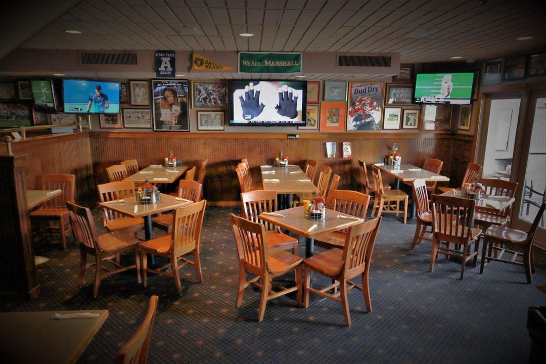 Crystal City Sports Pub - Arlington, VA - Party Venue
