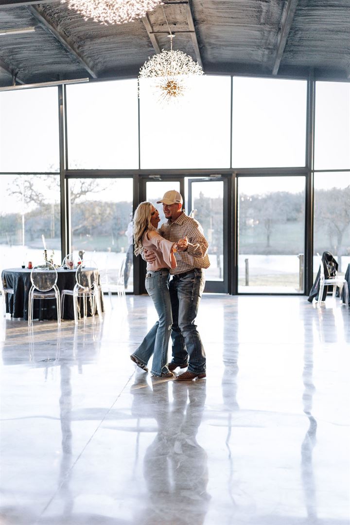 Loco Lake Venue - Sunset, TX - Wedding Venue