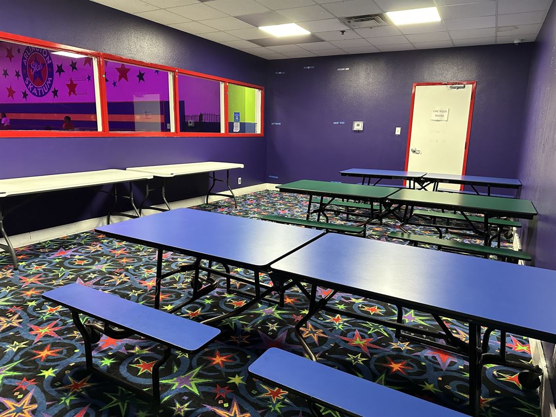 Arlington Skatium - Arlington, TX - Party Venue