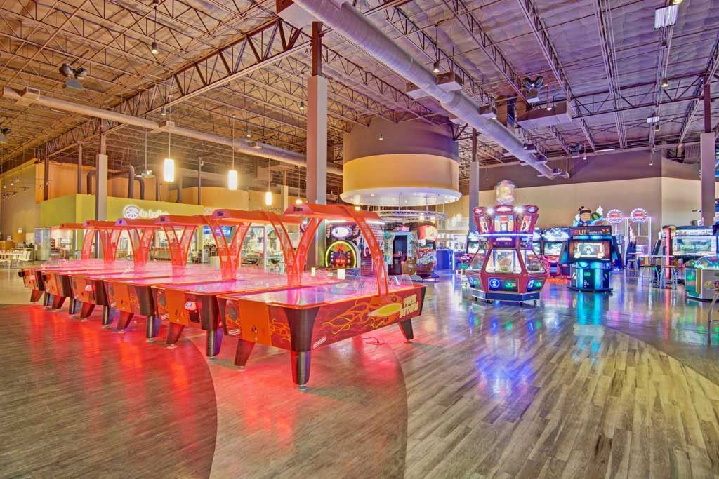 Main Event Entertainment - Tempe, AZ - Party Venue