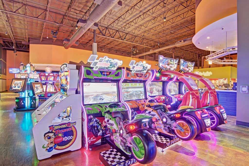 Main Event Entertainment - Tempe, AZ - Party Venue