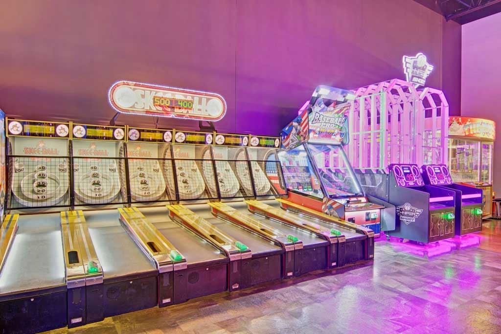 Main Event Entertainment - Tempe, AZ - Party Venue