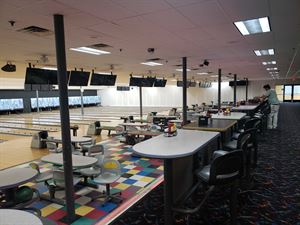 The Mermaid Event & Entertainment Center - Saint Paul, MN - Wedding Venue