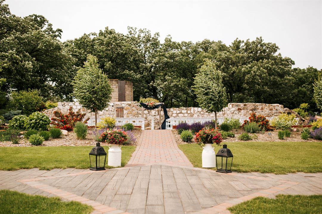 Rolling Ridge Wedding & Event Center - Saint Joseph, MN - Wedding Venue