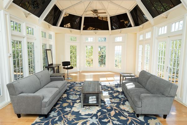 Pine Knob Mansion & Carriage House - Clarkston, MI - Party Venue