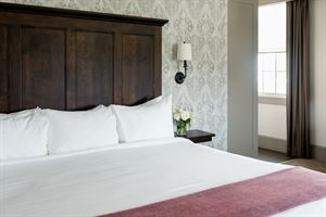 The Groton Inn - Groton, MA - Wedding Venue