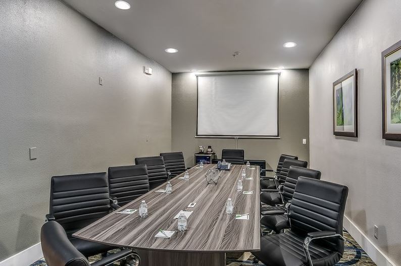 Holiday Inn Longview/The Infinity Event Center - Longview, TX - Party Venue
