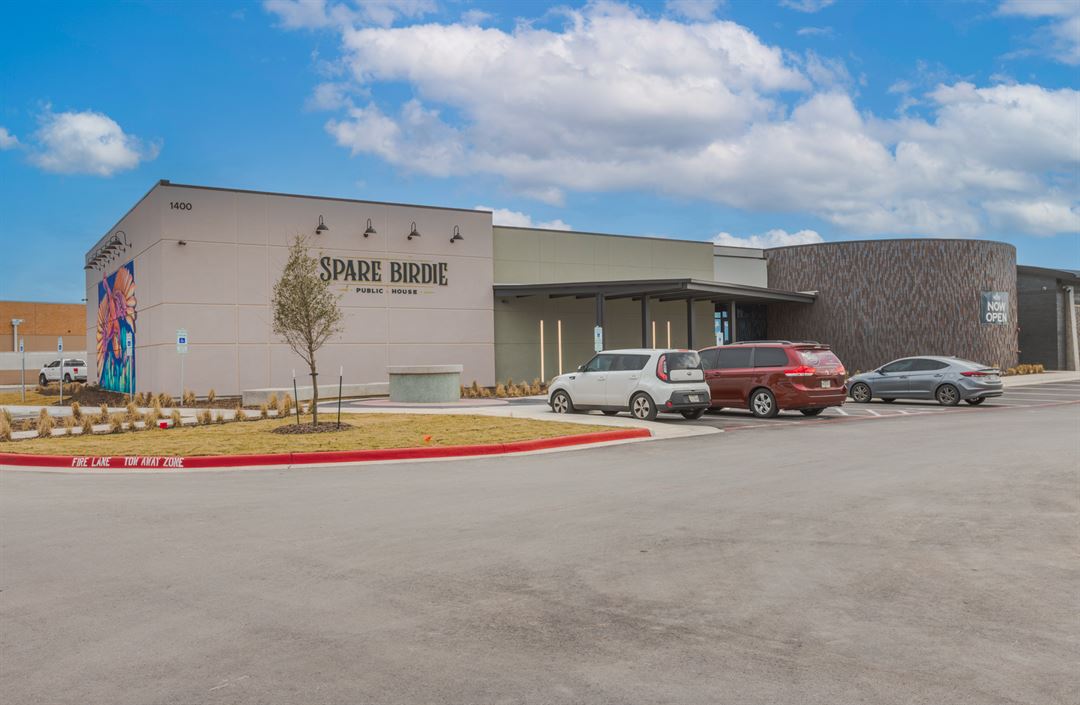 Spare Birdie Public House - Cedar Park, TX - Party Venue