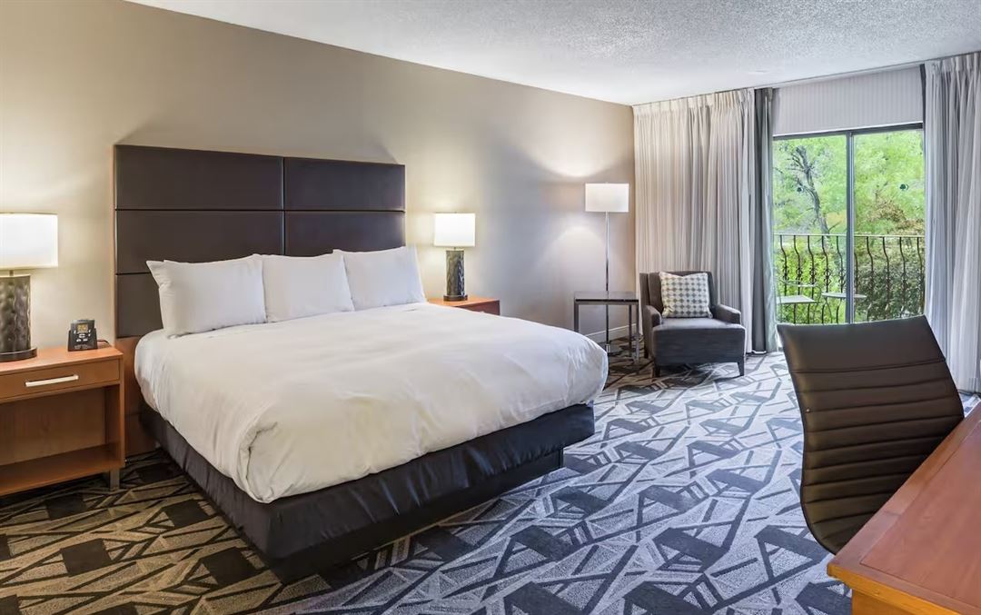 DoubleTree by Hilton Hotel Durango - Durango, CO - Wedding Venue