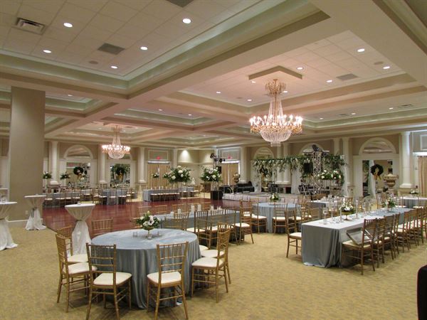 Le Pavillon - Lafayette, LA - Wedding Venue