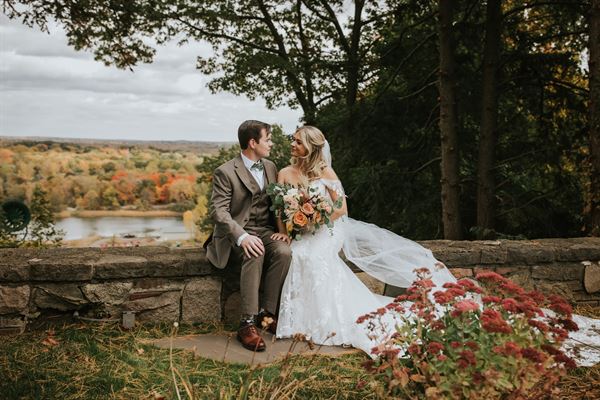 Pine Knob Mansion & Carriage House - Clarkston, MI - Party Venue