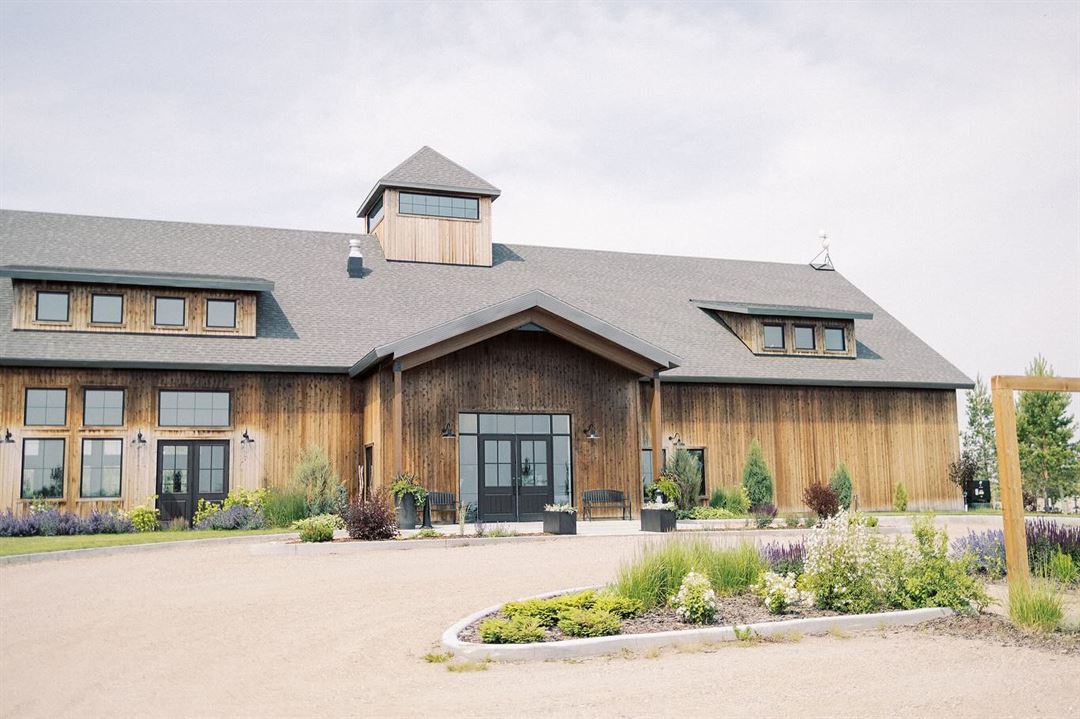 The Barn at Wind's Edge - Saskatoon, SK - Wedding Venue