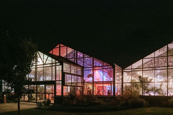 Aquatopia Conservatory - Carp, ON - Wedding Venue