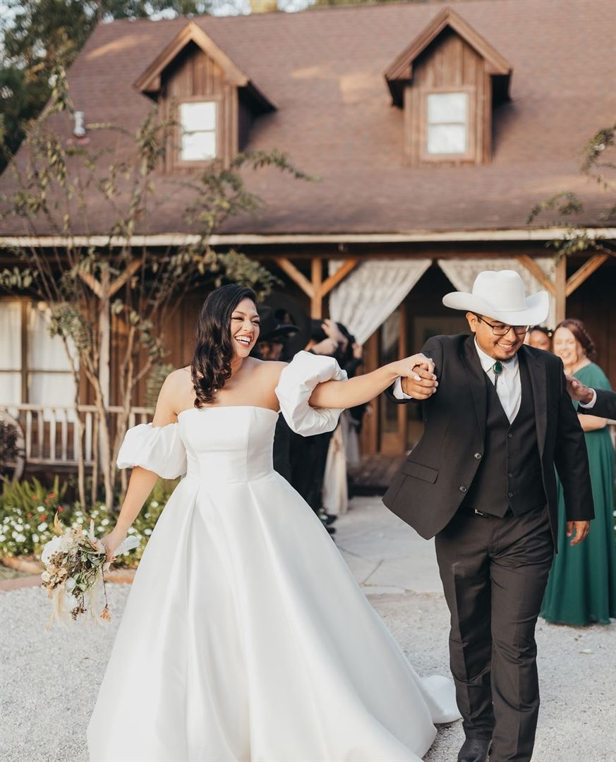 Pine Lake Ranch Wedding & Event Venue - Montgomery, TX - Wedding Venue