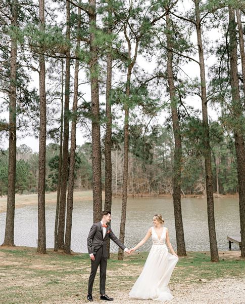 Pine Lake Ranch Wedding & Event Venue - Montgomery, TX - Wedding Venue