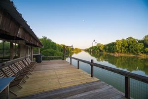 Moon River Ranch - Satin, TX - Party Venue