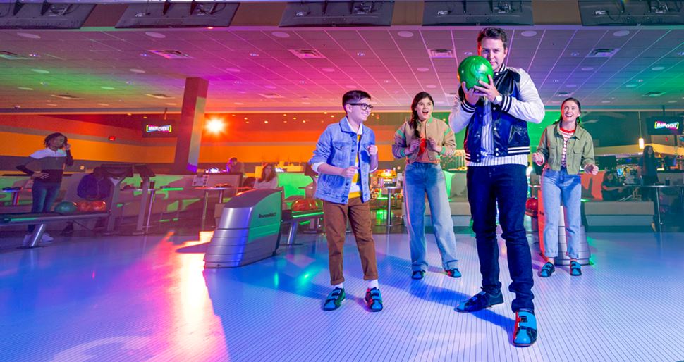 Main Event Chesterfield - Chesterfield, MO - Party Venue