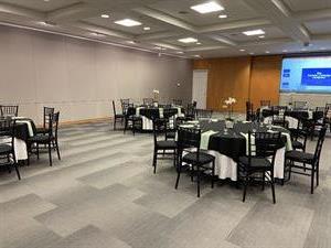 Roundhouse Market and Conference Center - San Ramon, CA - Meeting Venue