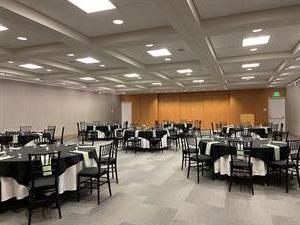 Roundhouse Market and Conference Center - San Ramon, CA - Meeting Venue